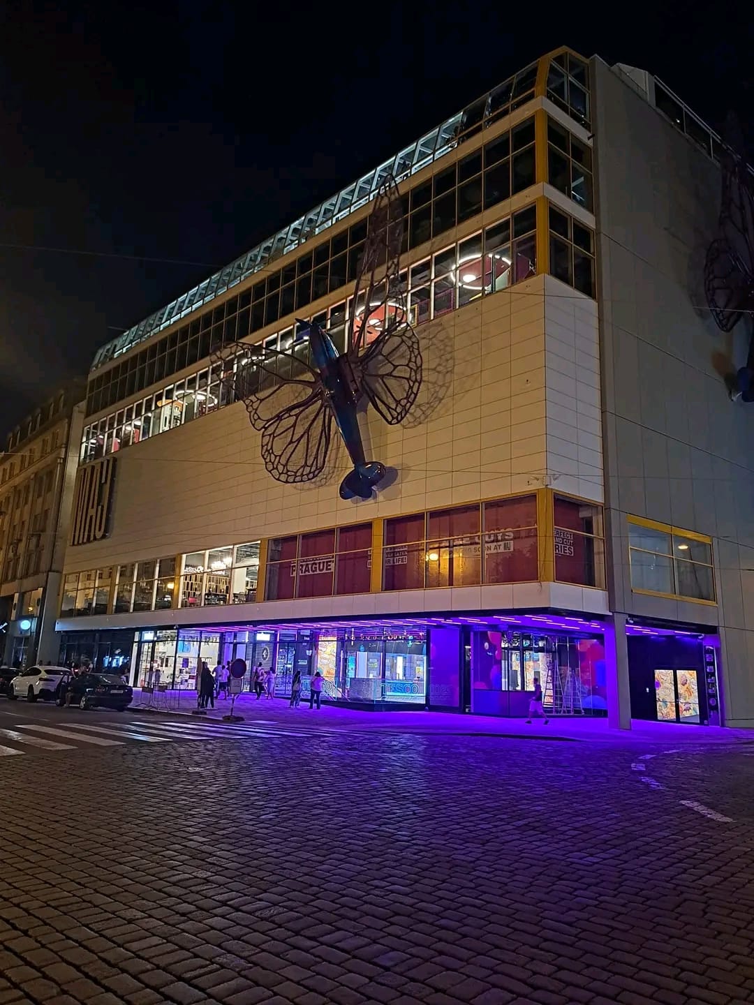 Department Store Máj, Prague – Insomniac Resurrected